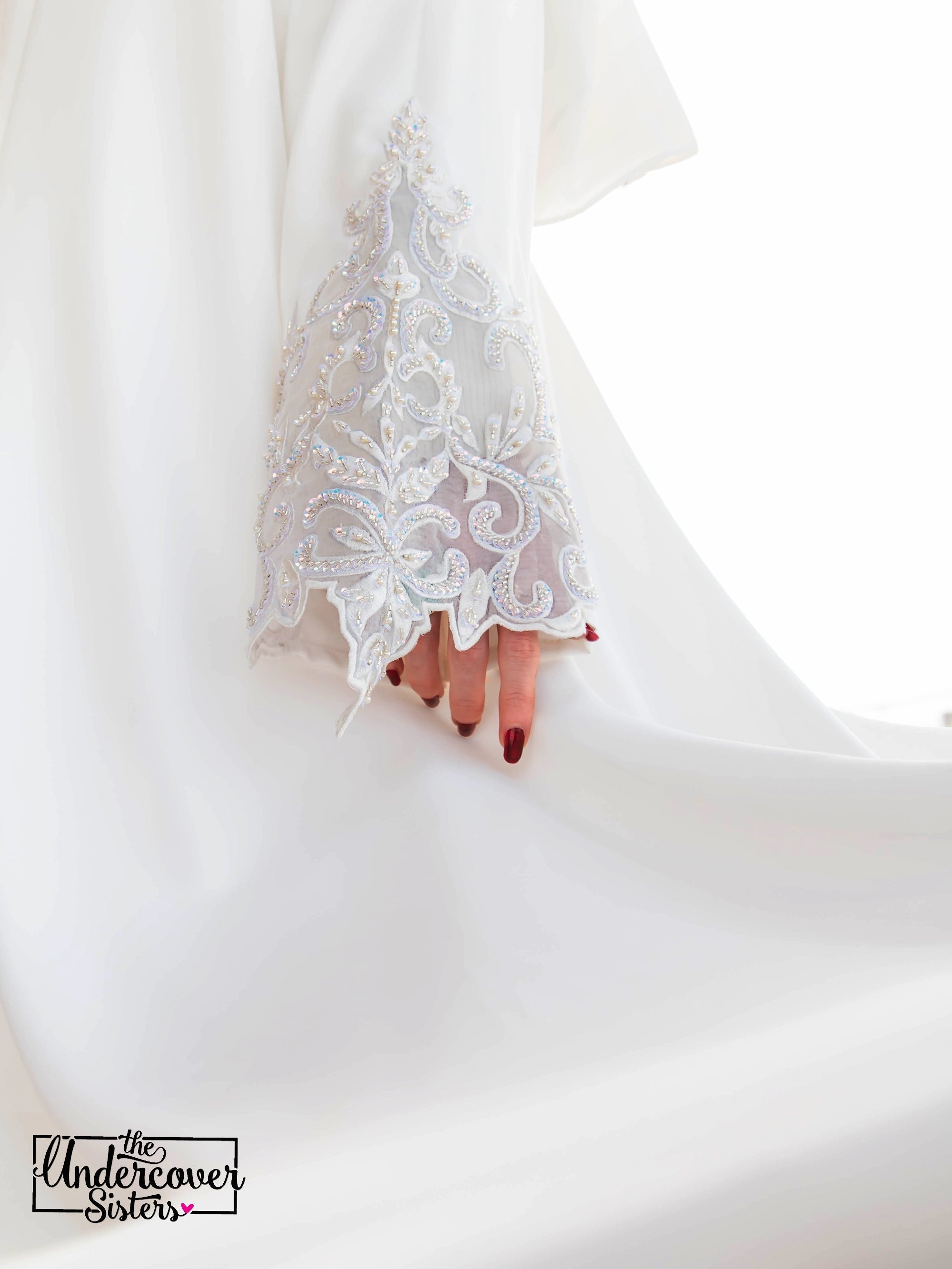 Luxury Line – The Undercover Sisters