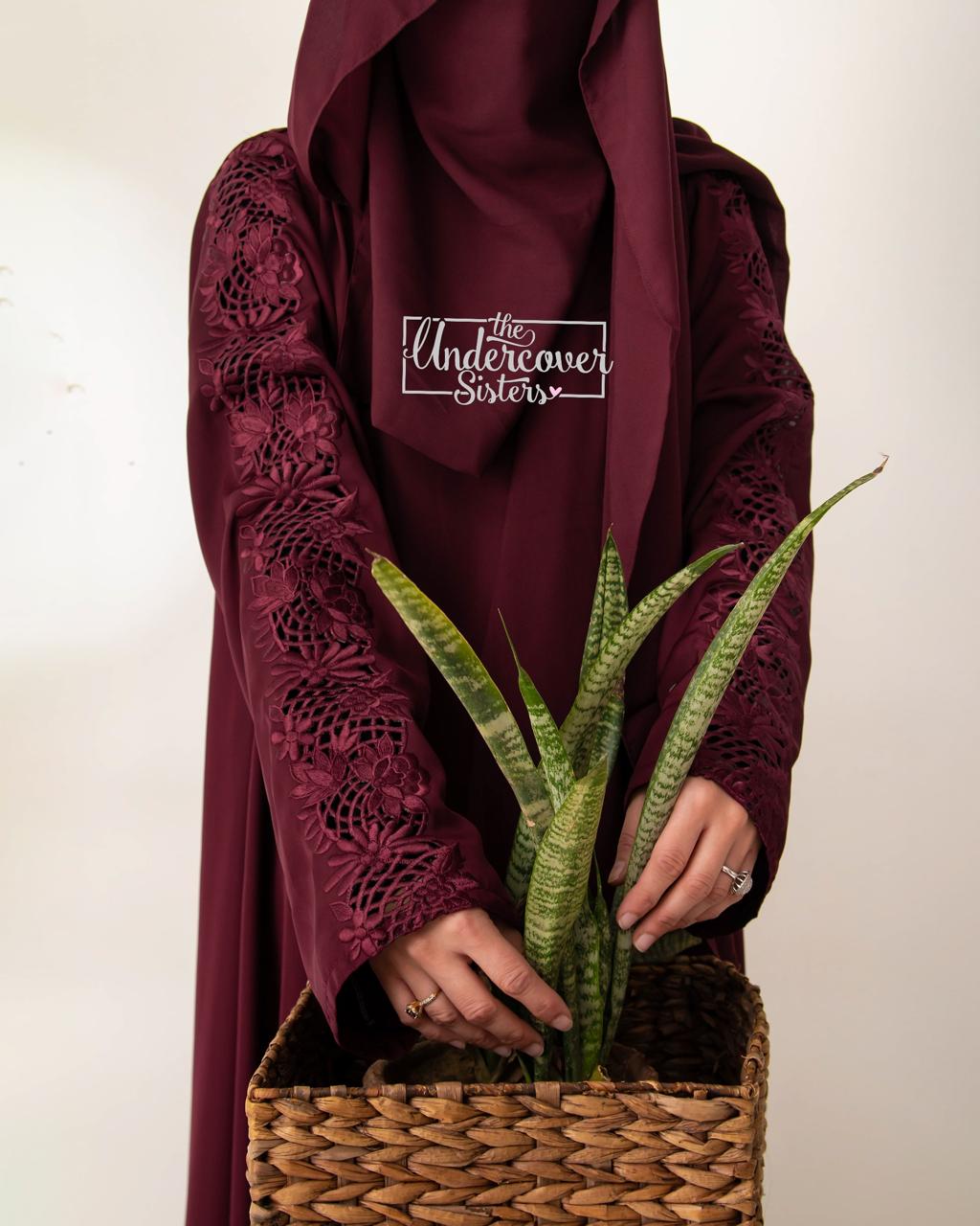 CutWork Charme – The Undercover Sisters